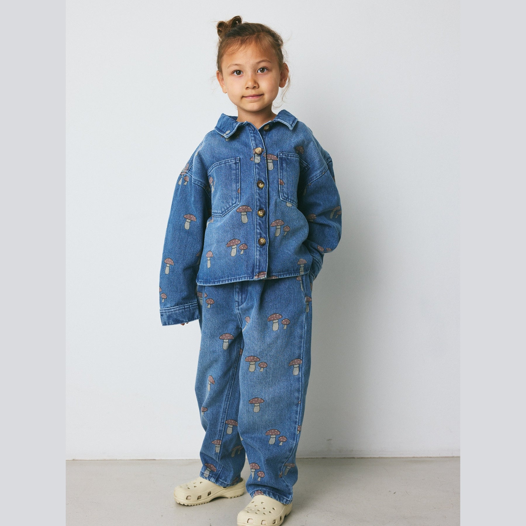 brunobruno nation DORETHY Aop Jeans Mid Blue – Studio Play