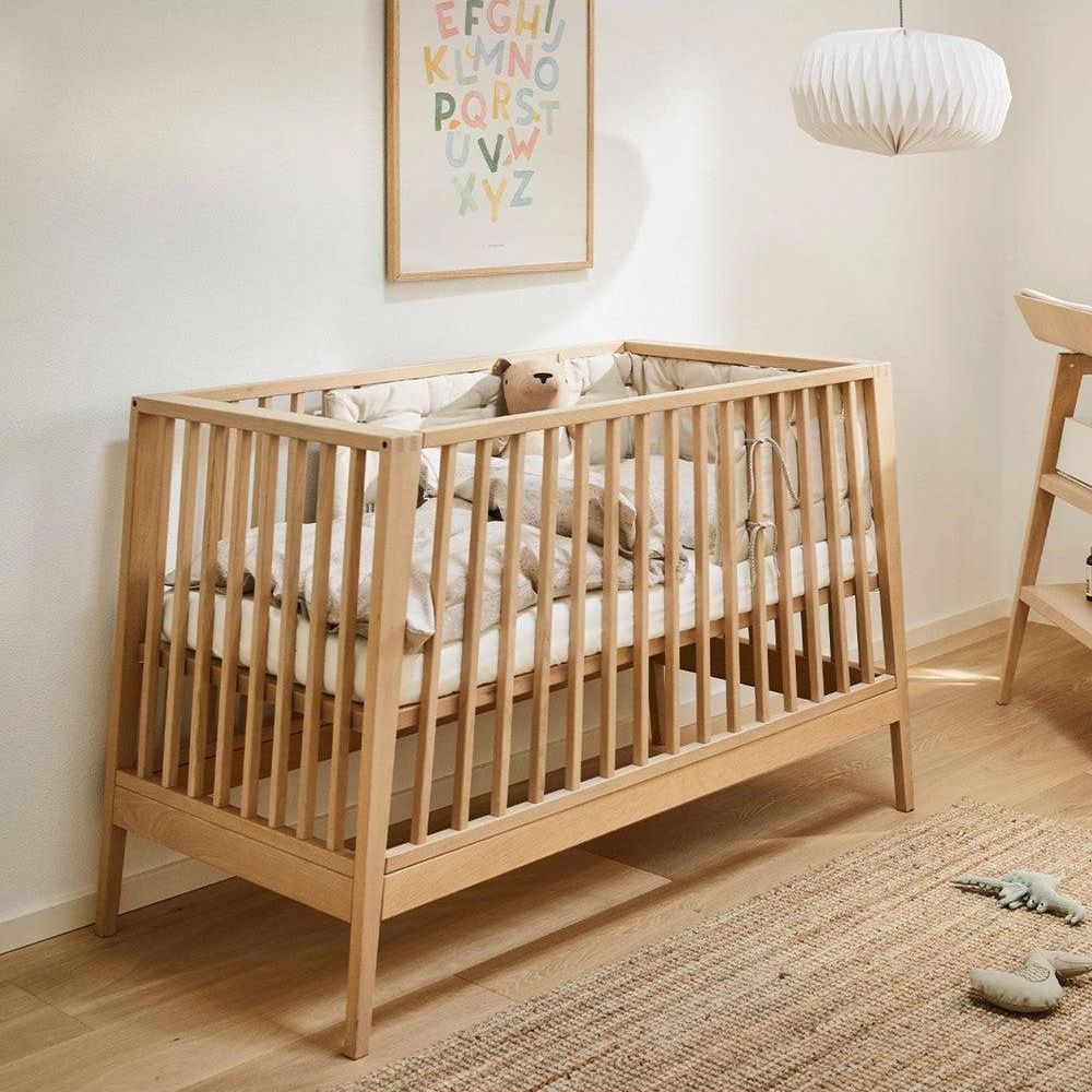 Leander Linea Baby Cot Oak – Studio Play